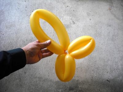 Cómo hacer una flor con globos - 9 pasos