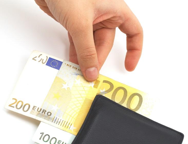 Cómo se escribe trescientos o trecientos