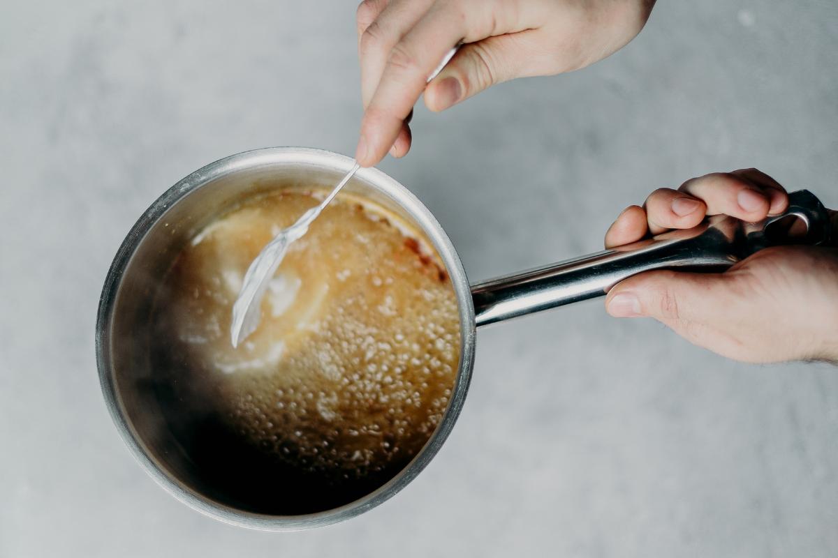 Cómo hacer tanghulu en casa: receta fácil del postre callejero asiático