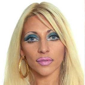 Cómo disfrazarse de Choni - Chicas - 6 pasos