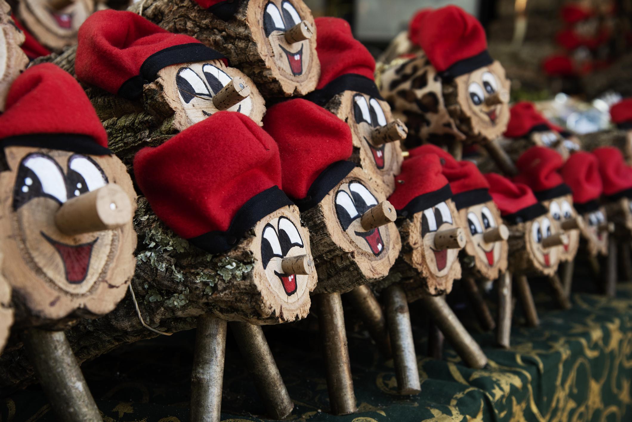 Tió de Nadal: origen, historia y canción - ¡Descubre una importante ...