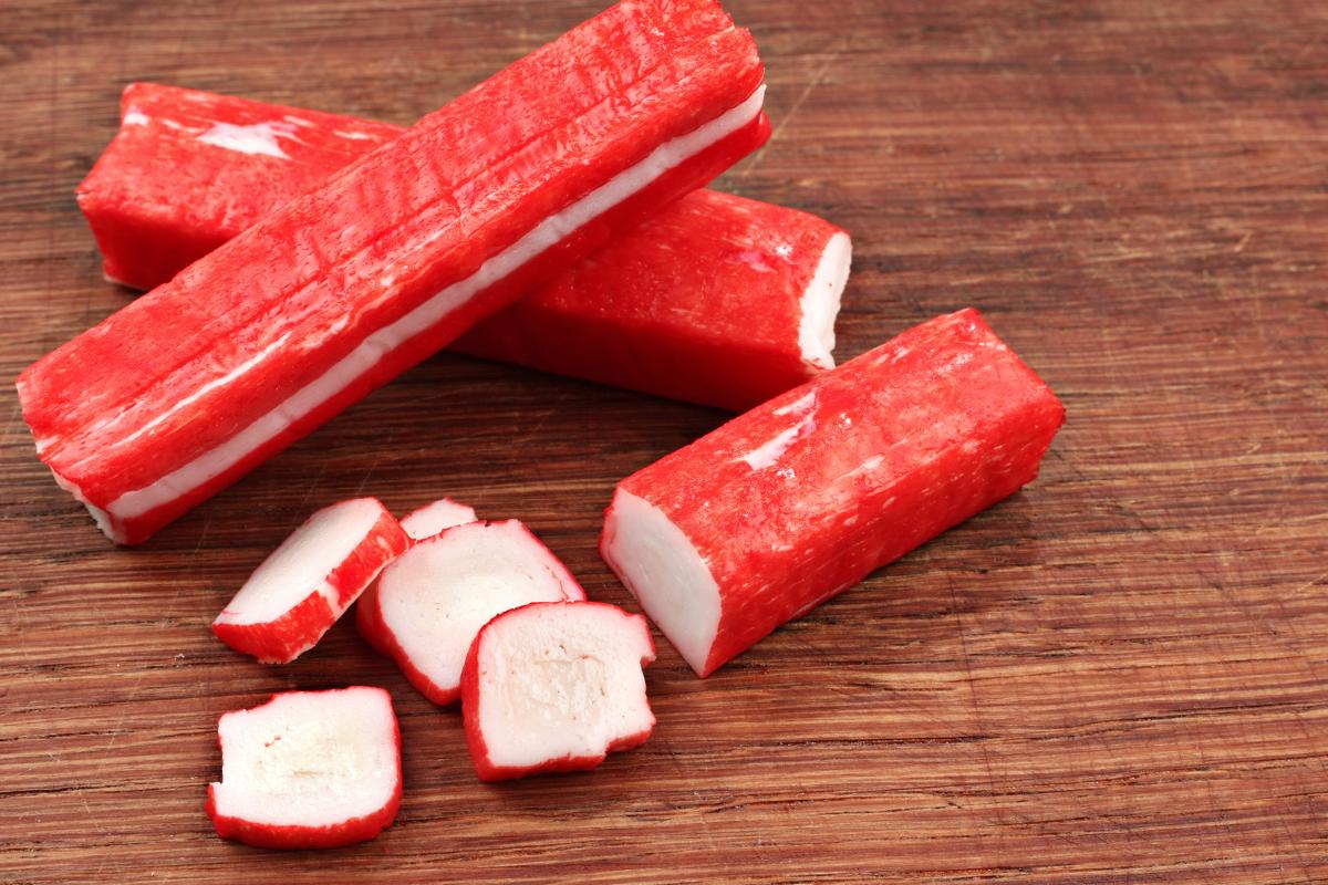 Palitos de cangrejo o surimi: qué es y de qué está hecho