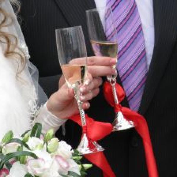Todo Lo Que Debes Saber Del Brindis Nupcial Y Su Significado En El