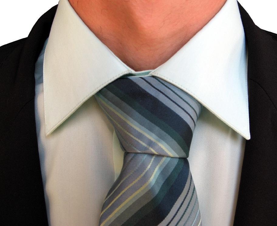 Cómo atar una corbata - 7 pasos