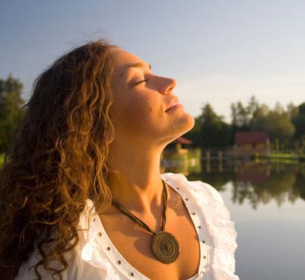 Cuál es la diferencia entre espirar y expirar