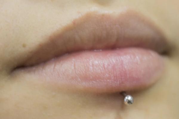 7 Tipos de piercing en el labio - Modelos únicos y elegantes